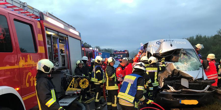 Schwerer Unfall auf A3 bei Passau fordert ein Todesopfer | PASSAU24.de - Nachrichten für ...